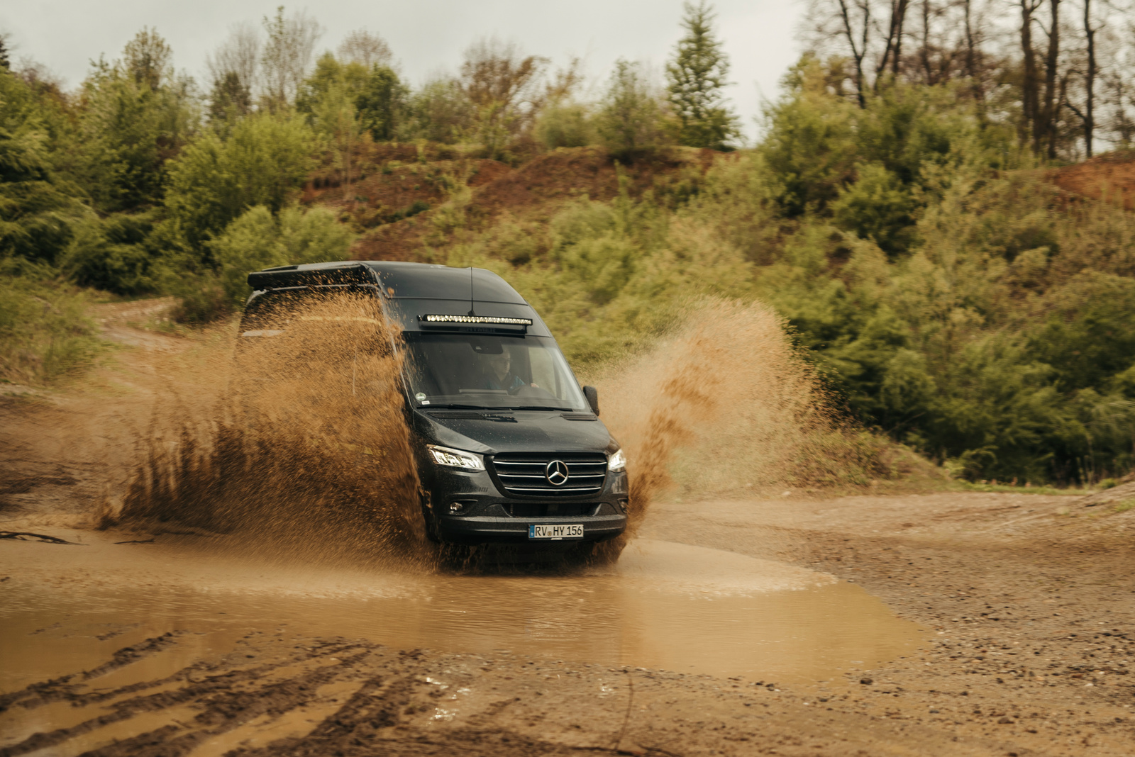 HYMER GC S CrossOver edition at a glance| HYMER campervan