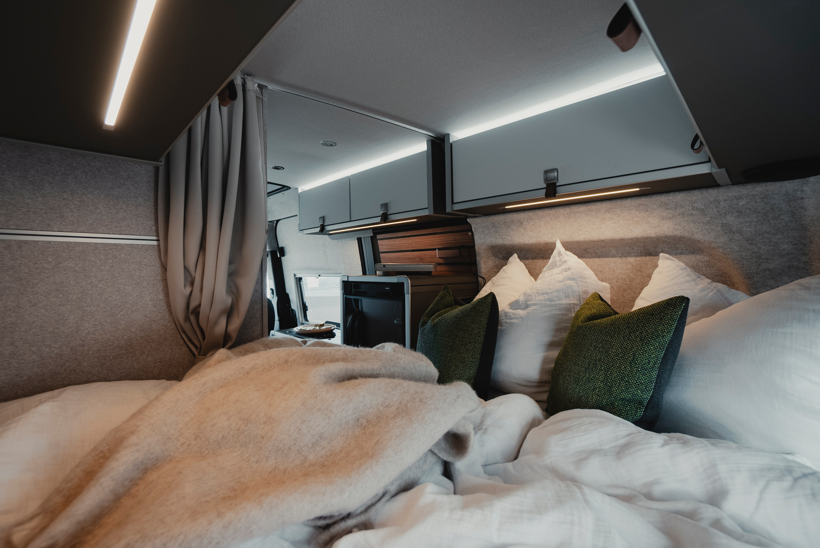 HYMER GC S CrossOver edition at a glance| HYMER campervan