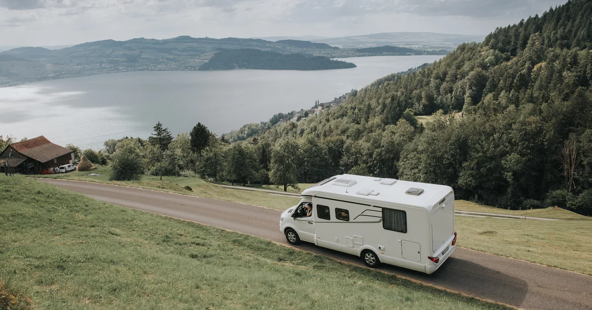 As new parents through the Alps | HYMER T-Class S 695